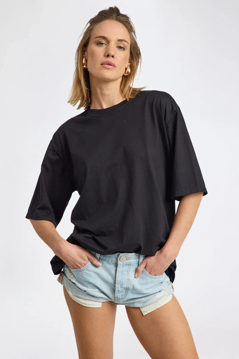 ONE TEASPOON Kobe Tee Black – Corner Store Wanaka